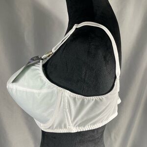 Bali | Intimates & Sleepwear | Hanes Brand Bali Classic Support Under ...